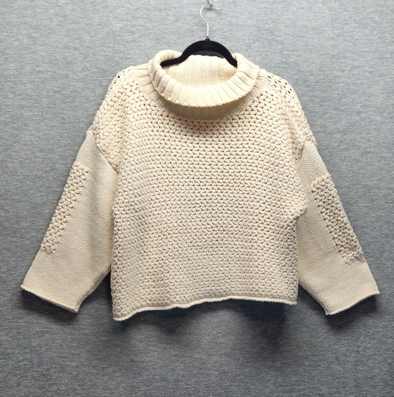 525 America | Sweaters | Vintage 525 Oversized Sweater Crochet Knitted ...